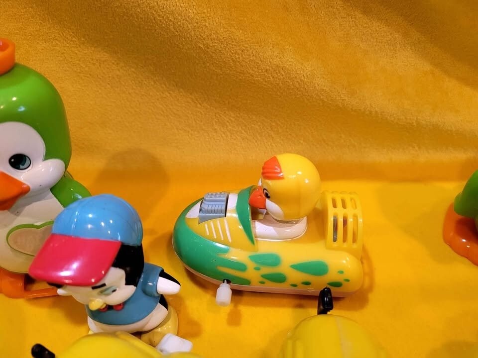 Lot of 19 Vintage Wind Up Walker Toys Figures Ducks Easter Celluloid ...