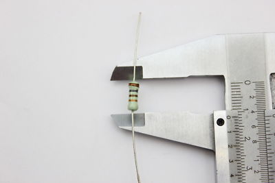 CARBON FILM FIXED RESISTOR. 1/2W 180Ohm 180R 5% *4 PC* NOS (New Old ...