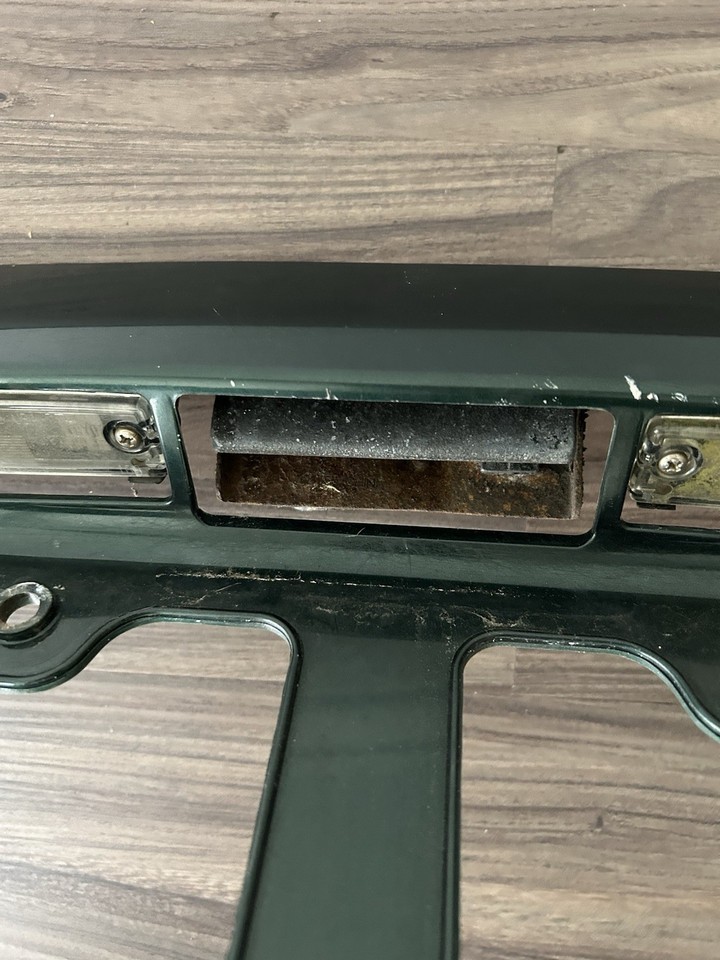 Toyota Sequoia 2001-2007 Rear lift Gate License palte holder latch ...