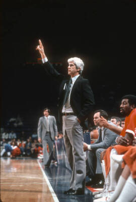 Head coach Del Harris of the Houston Rockets.1980's Basketball Photo 2 ...