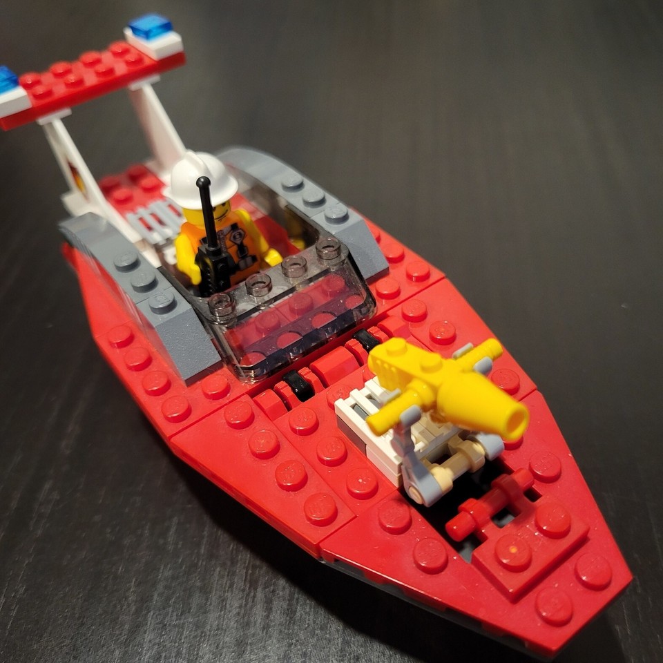 LEGO 7043 - Firefighter (2004) - All Parts w/ Instructions | eBay