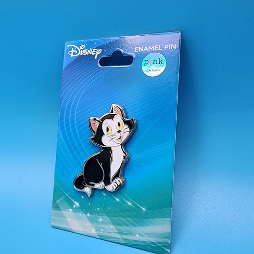 Disney Cats Figaro Sitting Pinnochio Cat Enamel Pin Palm NEW | eBay