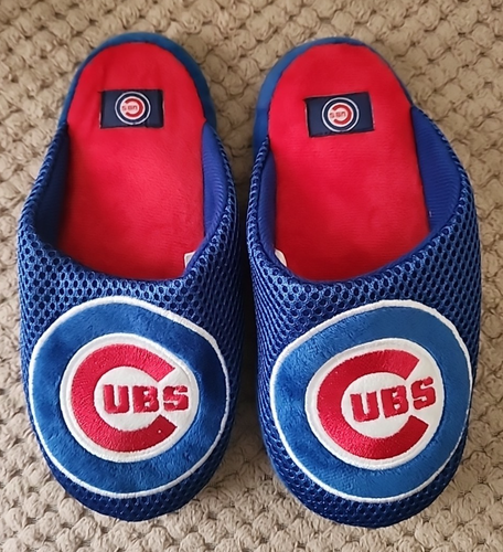 FOCO MLB Chicago Cubs Baseball Logo Kid's Mesh Slippers Dot Sole Size M ...