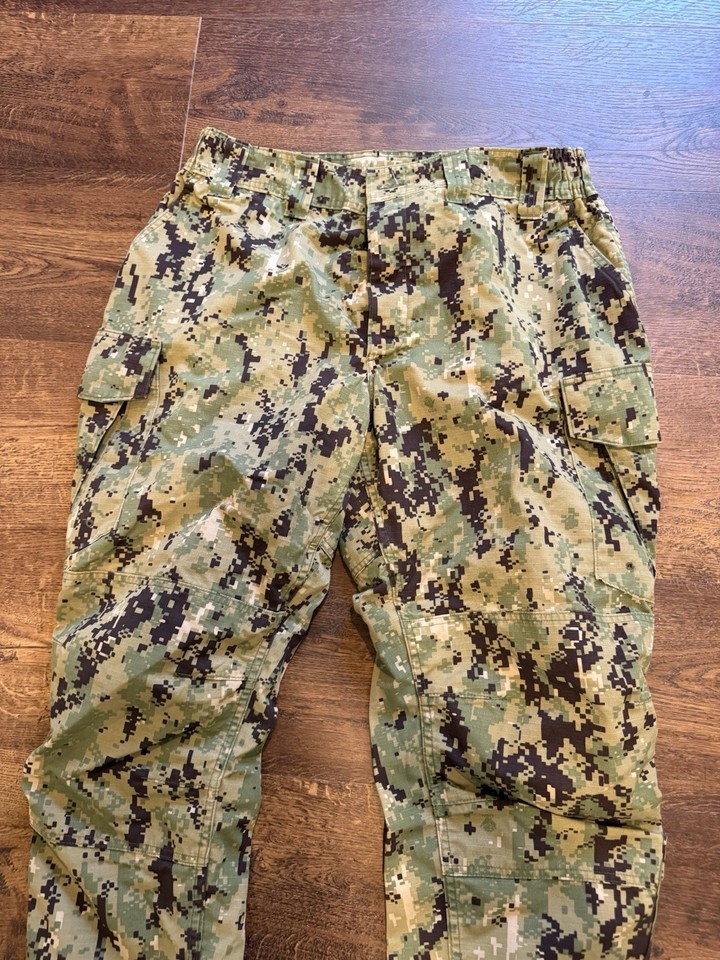 US Navy USN NWU Type III AOR2 Working Uniform Pants Trouser X-Large ...