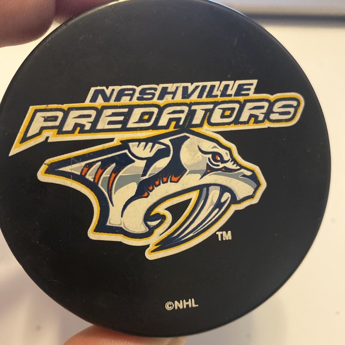 Logotipo De Los Depredadores De Nashville Casco De Los Depredadores De