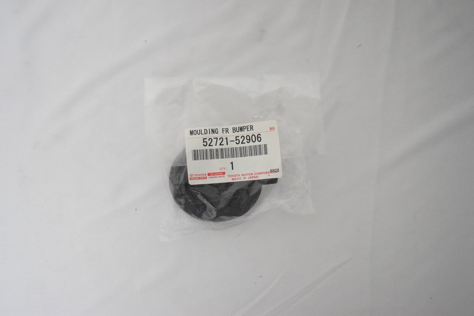 TOYOTA OEM 07-11 Yaris Front Bumper-Tow Hook Cover 5272152906 SEDAN | eBay