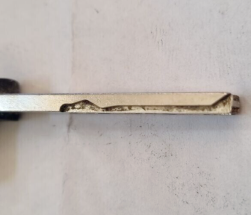 Emergency key blade for VW mk8 golf REMOTE KEY BLANK CUT FROM 3 PHOTO'S ...