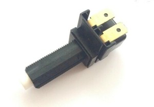 BRAKE PEDAL LIGHT SWITCH for FORD ESCORT FIESTA TRANSIT MK5 MK6 PUMA ...