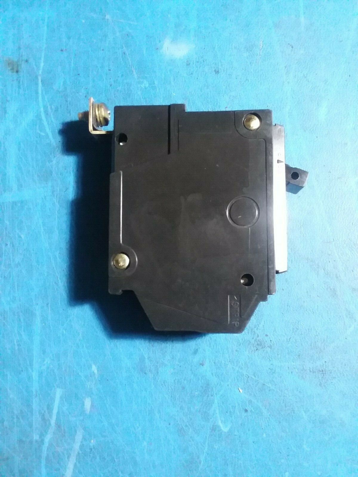 THQB1120 - GE 20A AMP 1P POLE 10kA@120/240V BOLT ON CIRCUIT BREAKER - U ...