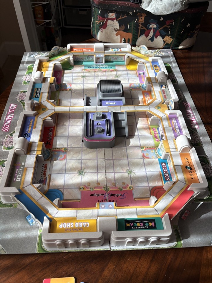 Vintage 1989 Mall Madness Game. 100% Complete and Working! Lightly used ...