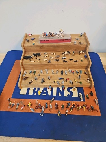 Assorted Figures, MERTEN, PREISER &,Woodland Scenics LOT OF 90 +HO ...