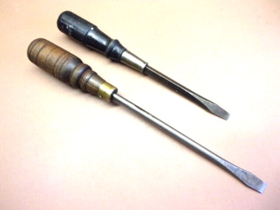 2 Vintage Unbranded Wood-Handled Flathead Screwdrivers 3/8" & 1/2" Tips ...
