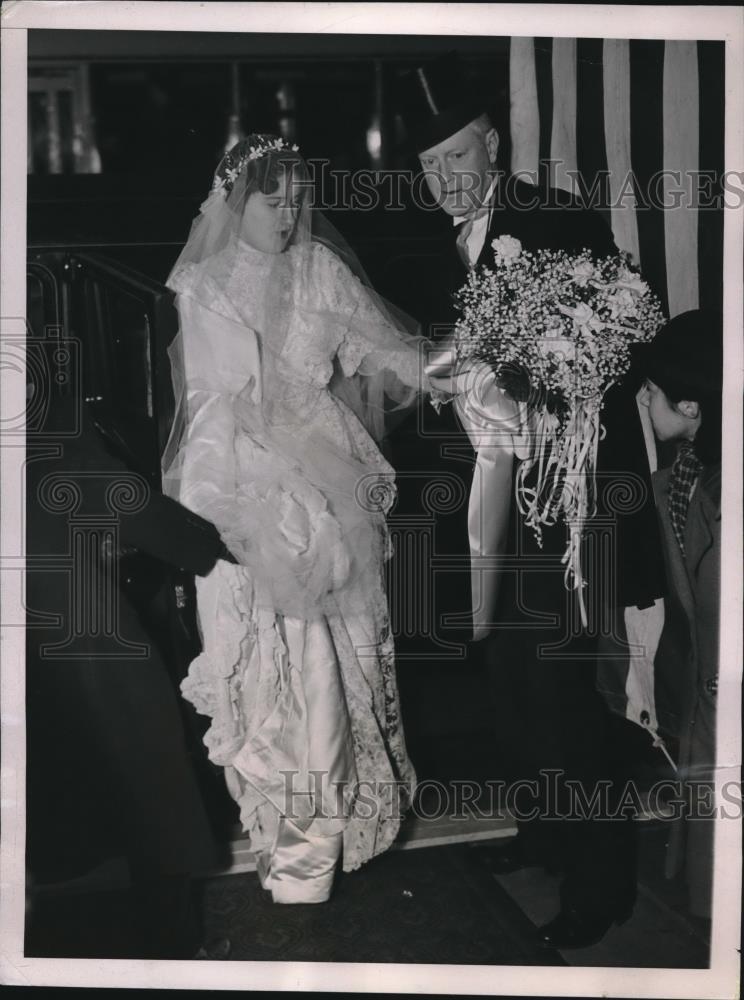Henry Thayer Wedding Thayer Magazine 2022 23: Iss. 1 By Thayer Academy