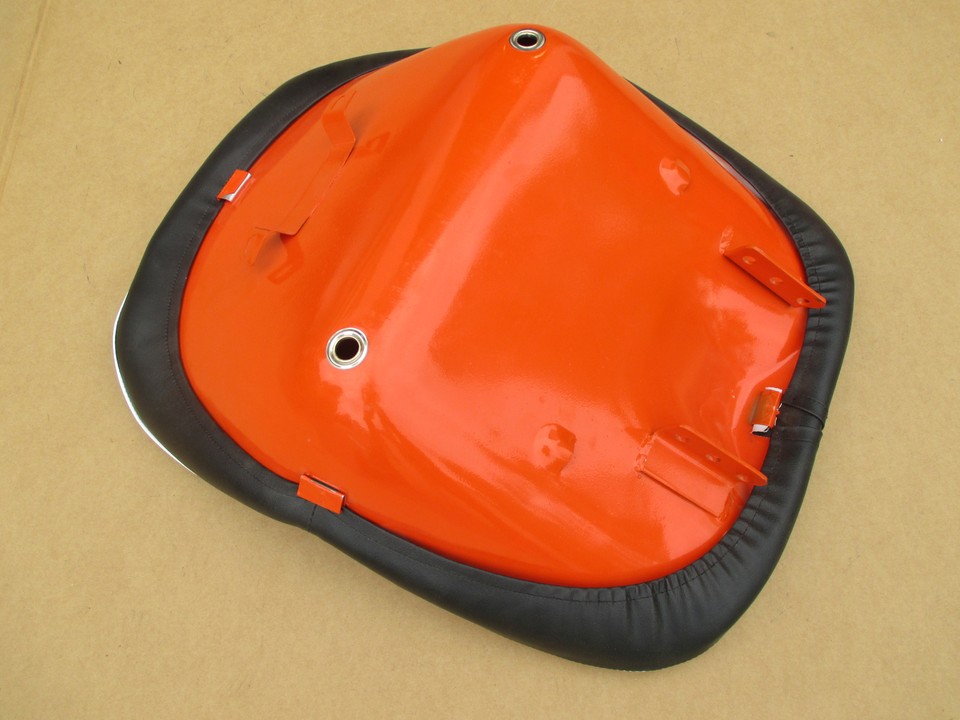 SEAT W/METAL PAN FOR KUBOTA L225 L2250 L235 L2350 L245 L2550 L260 L2650 ...