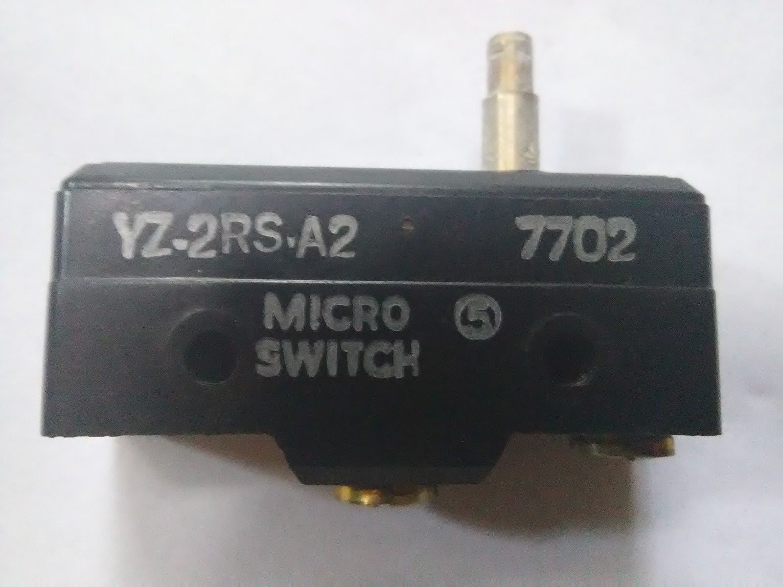 Und. Lab. Inc. Micro Switch YZ-2RS-A2 #7702 ~ TS | eBay