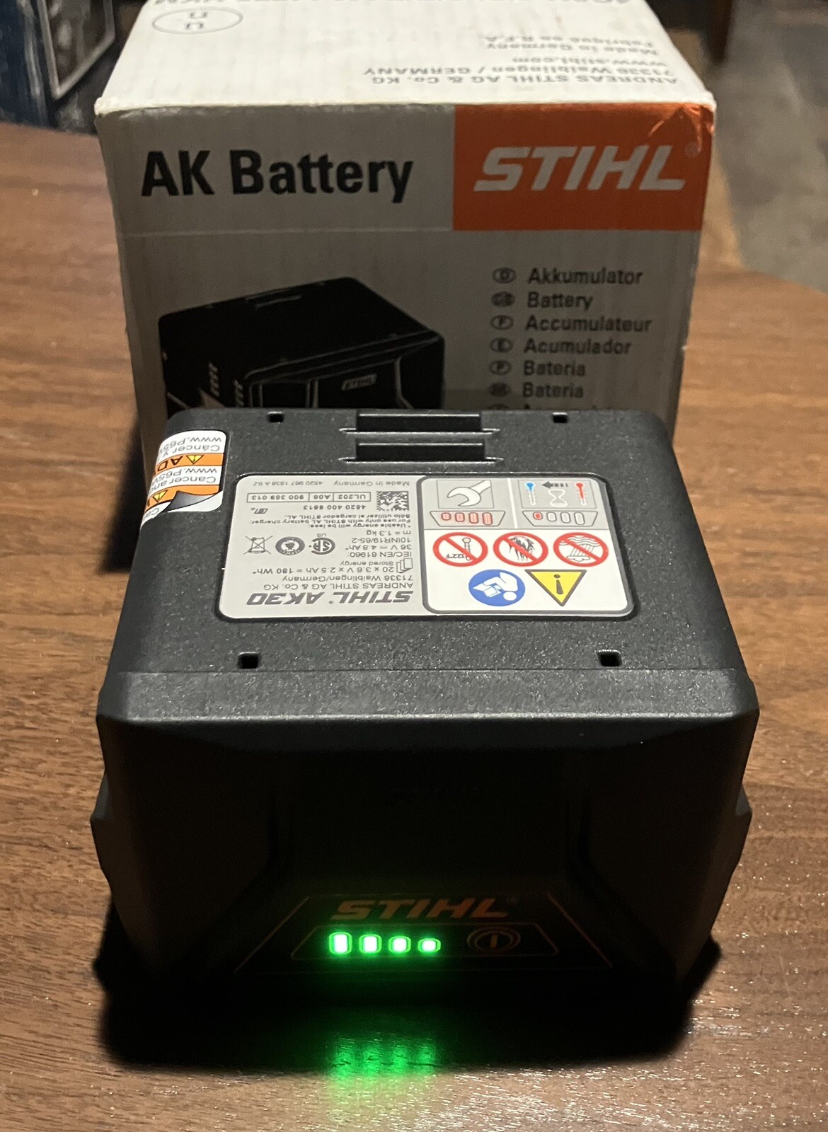 Genuine Stihl Battery AK30 36V 4.8AH 180WH Lithium-ion 4x LED Suits ...