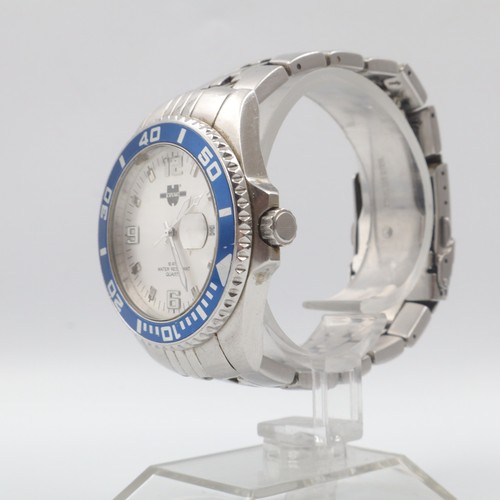 Wurth Quartz Diver Watch 39mm Stainless Steel, Silver Dial, Blue Bezel ...