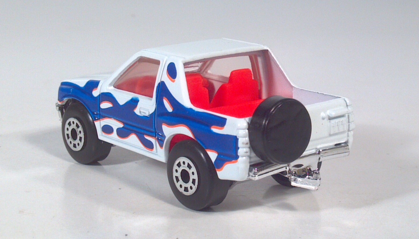 Matchbox Isuzu Amigo 3" Diecast 1:57 Scale Model 1990 1991 1992 1993 ...
