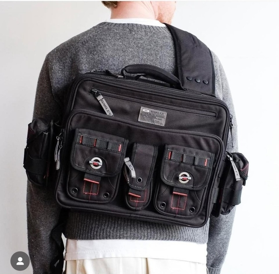 OAKLEY AP TACTICAL FIELD GEAR LAPTOP BAG BLACK Camo Range Messenger ...