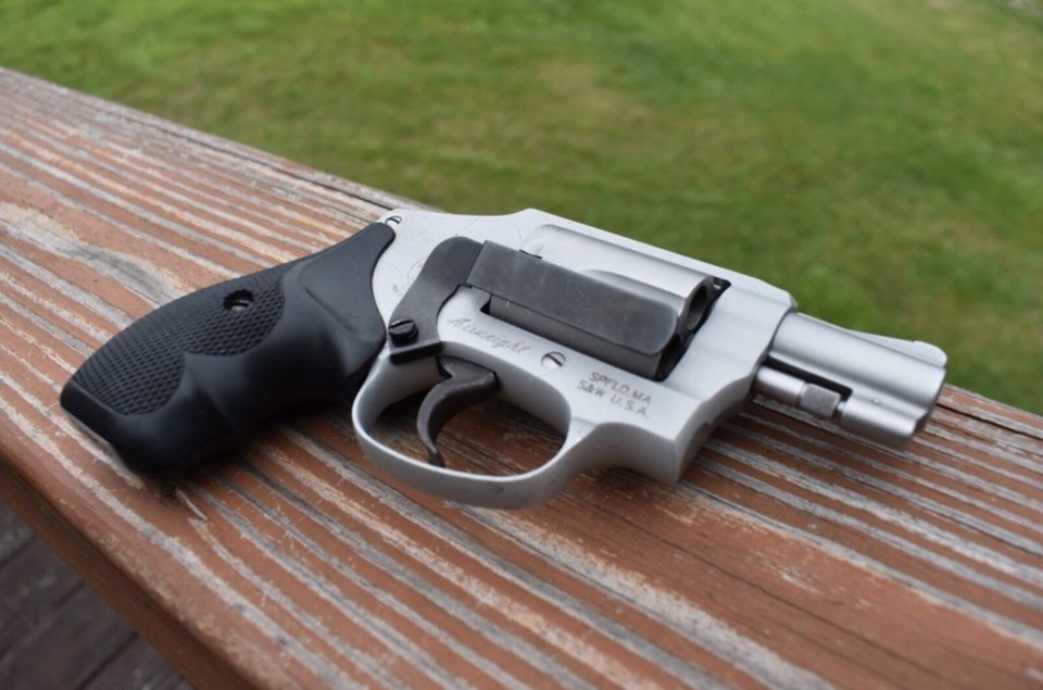 Clipdraw for S&W J Frame Revolver 940 Waistband Belt Clip Conceal Carry ...