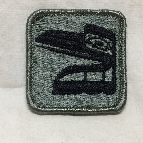 Military Patch Badge Army 81st Armor Brigade ACU Hook Loop Back Var ...