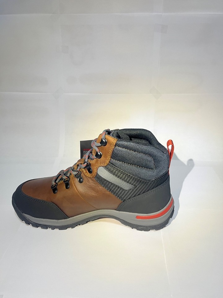 Wolverine Men's Chisel 6" Steel-Toe Waterproof Work Boots Size 11 ...