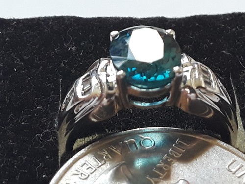 Ring - 10k White Gold 3.60 grams - Blue Topaz 1.50 Ct. & Diamond - 8/ ...
