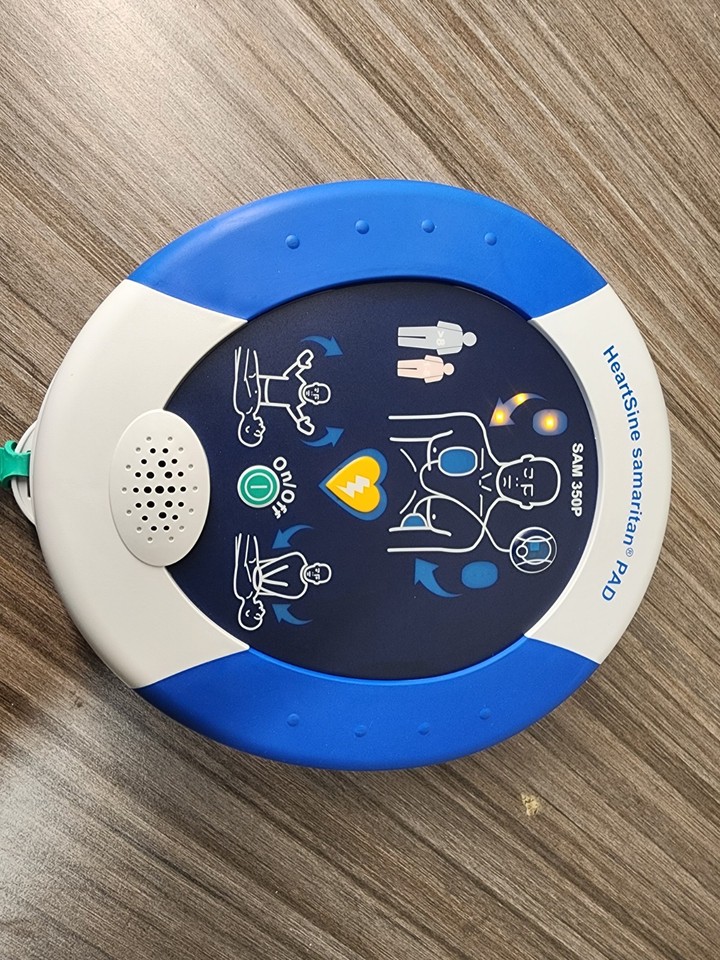 HeartSine Samaritan PAD Defibrillator SAM 350P w/ Pads & Case | eBay