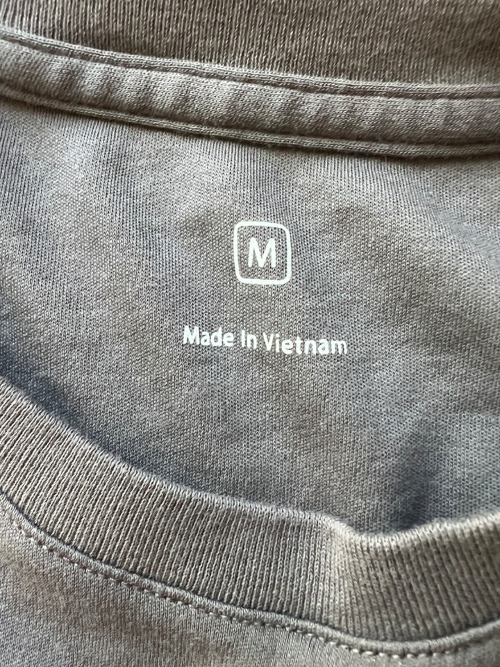 Apple Employee Shirt Mens Medium Gray Embroidered Logo Crew Neck Long ...