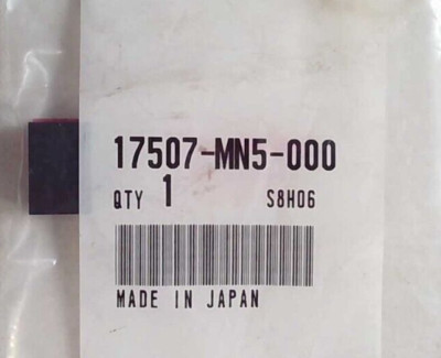 NOS GENUINE HONDA ENGINE SIDE COVER RUBBER 17507-MN5-000 NEW OEM | eBay