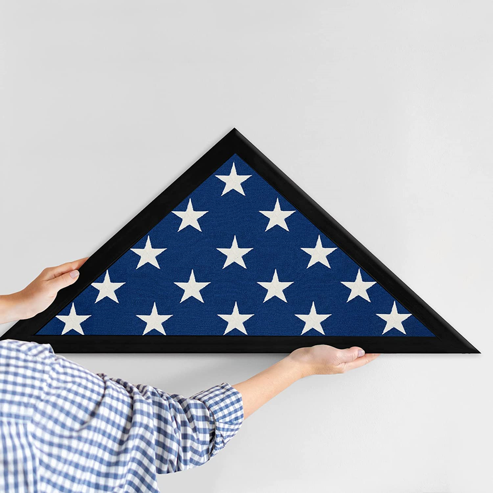 USA AMERICAN US FOLDED MEMORIAL FLAG TRIANGLE DISPLAY CASE BOX BURIAL ...