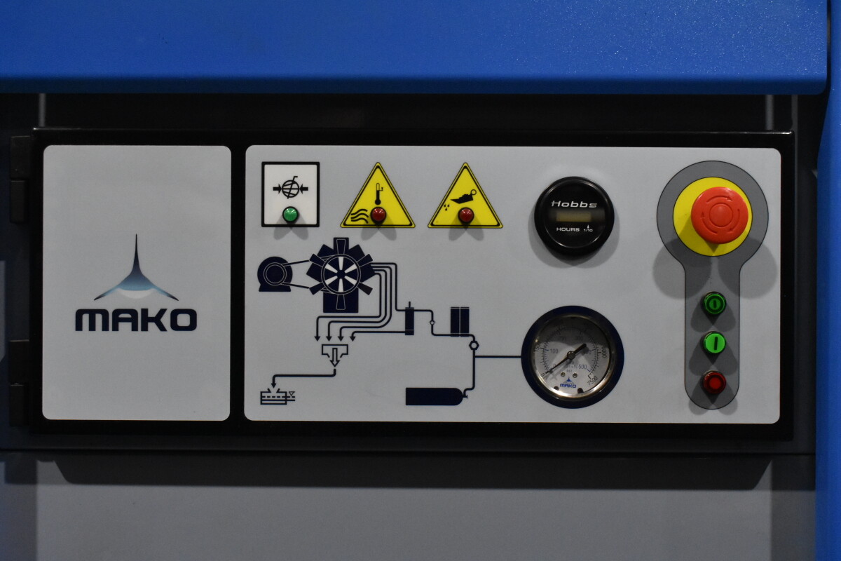 MAKO AC104, 3 stage high pressure air compressor 3000 psi ONLY 4 HRS ...