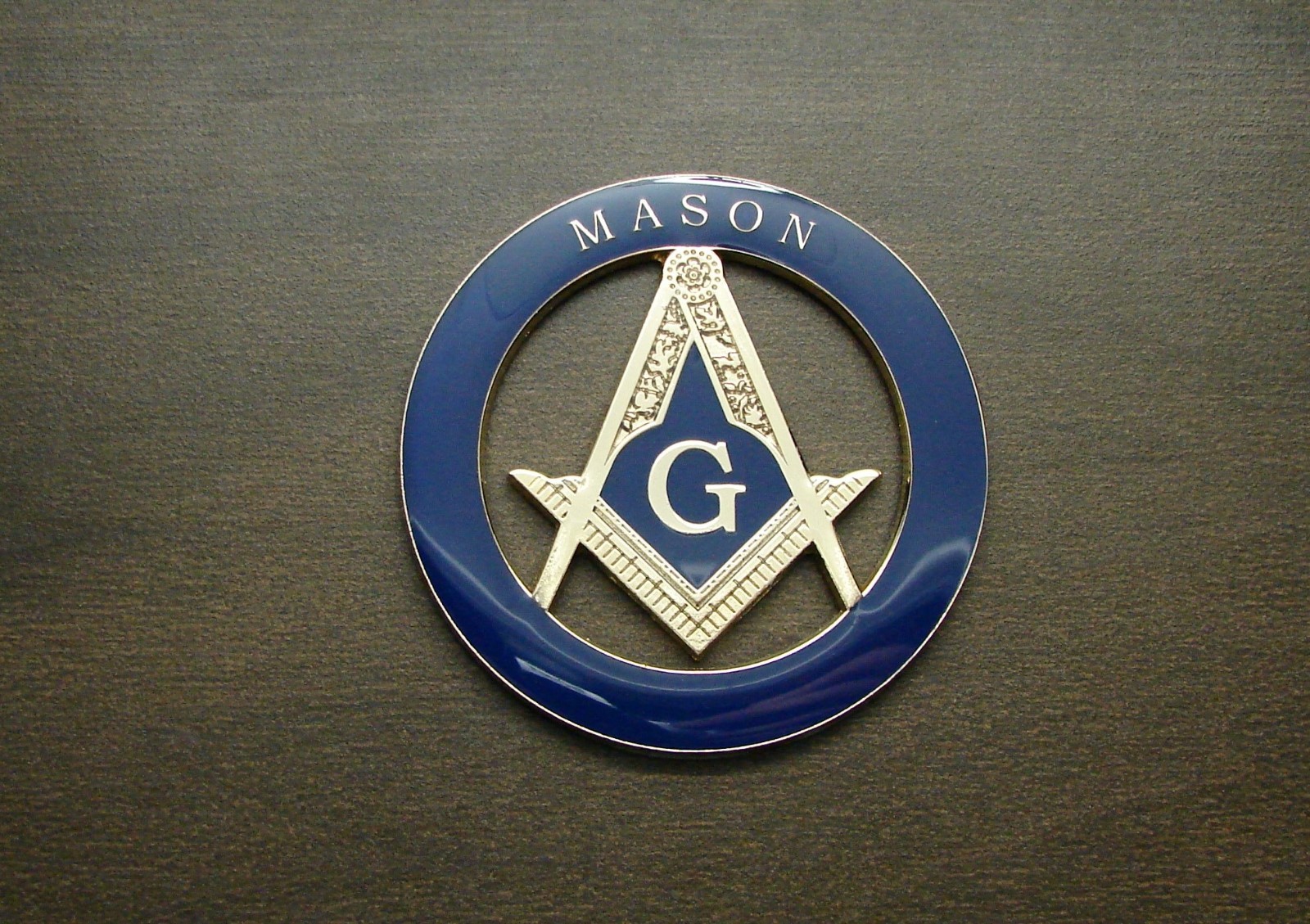 FREEMASON MASONIC CAR EMBLEM HEAVY DUTY ALLOY GOLDEN AND DARK BLUE ...
