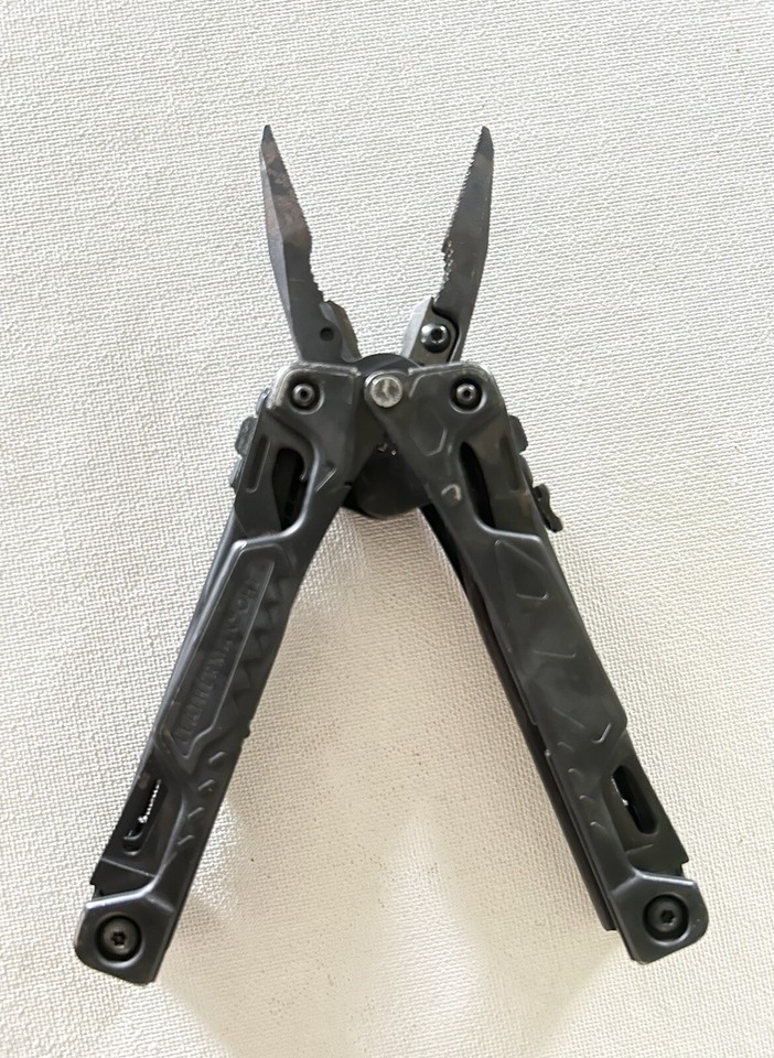 Leatherman OHT 16-in1 Black Oxide Multi Tool USA - Discontinued | eBay