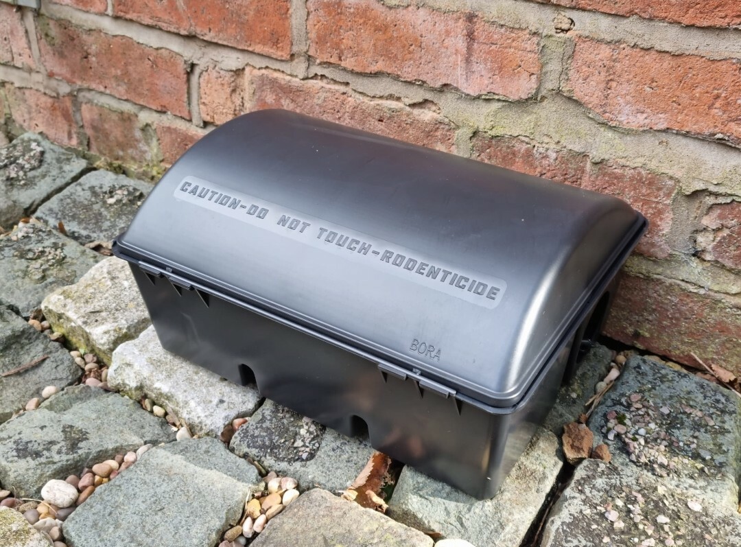8 x Bora Rat Poison Bait Station Secure Locking Box for Rodents Extra ...