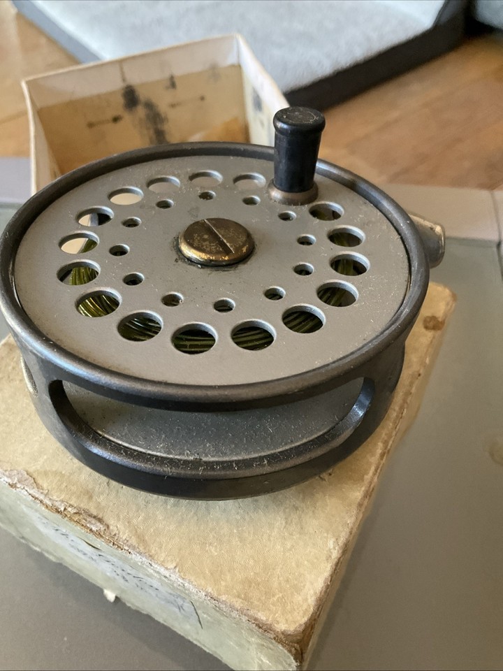VINTAGE BOXED, THE GORDON 3 1/2” TROUT FLY FISHING REEL BY SHARPES OF ...