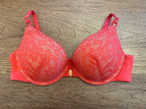 SOMA Bright Red Vamp 36C Embraceable Front Close Push Up With Lace ...