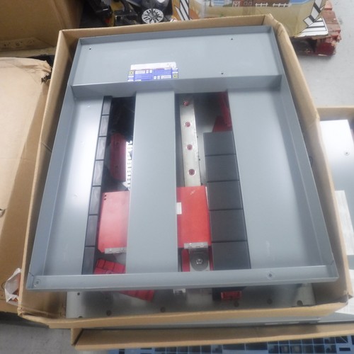 Square D HCP Panelboard Interior I-Line 3-Phase 4-Wire 600A 480Y/277 ...