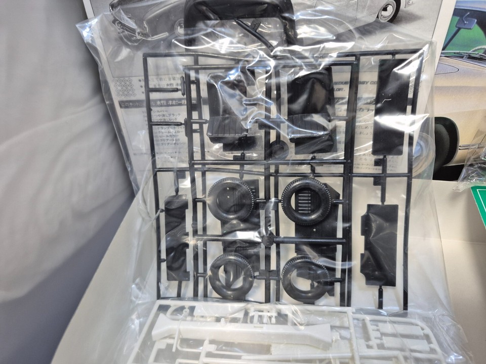 GUNZE SANGYO 1/24 Scale Volkswagen Karmann Ghia plastic model kit | eBay