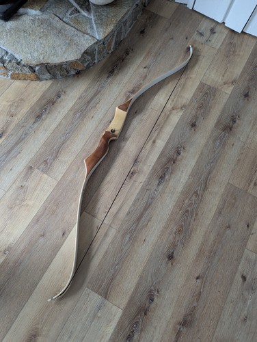 Ben Pearson Colt recurve bow 45# - 62in with string | eBay