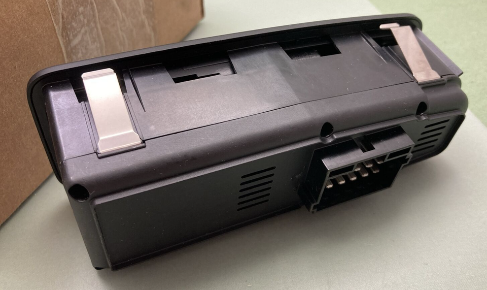 NEW GENUINE PACCAR P21-1049-2201 Window Drivers Side Switch Module | eBay