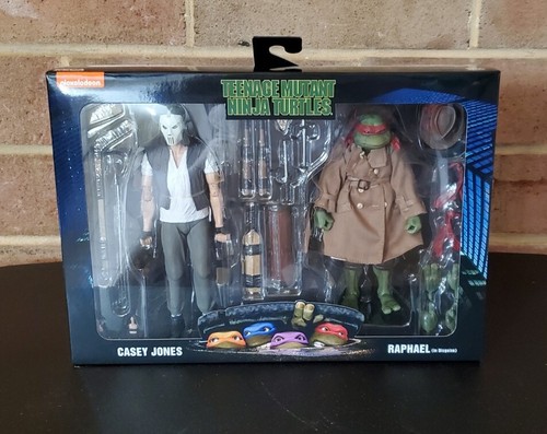 Neca Tmnt 1990 Movie 2pk Casey Jones/Raphael (Disguise) 2020 New | eBay
