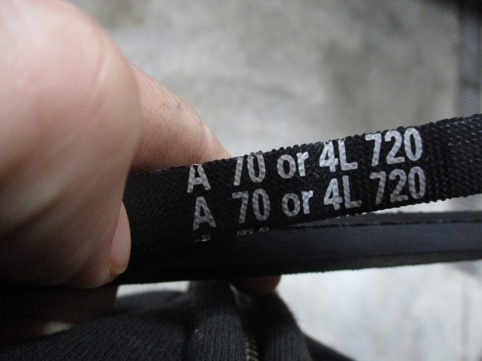 GATES A70 V BELT, T1044 | eBay