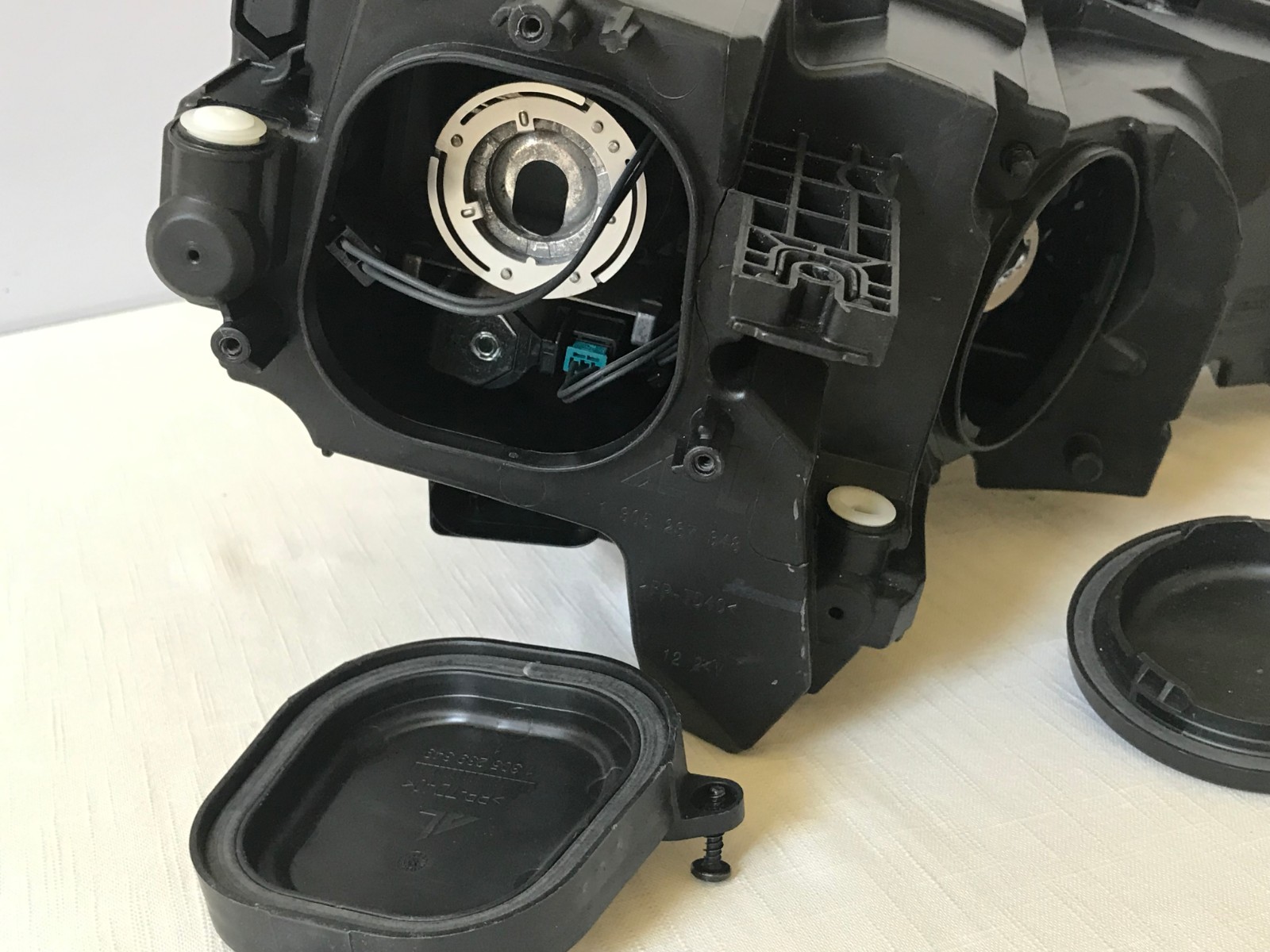 17-18 AUDI A4 HEADLIGHT HEAD LIGHT XENON LED LEFT OEM 8W0 941 005B | eBay