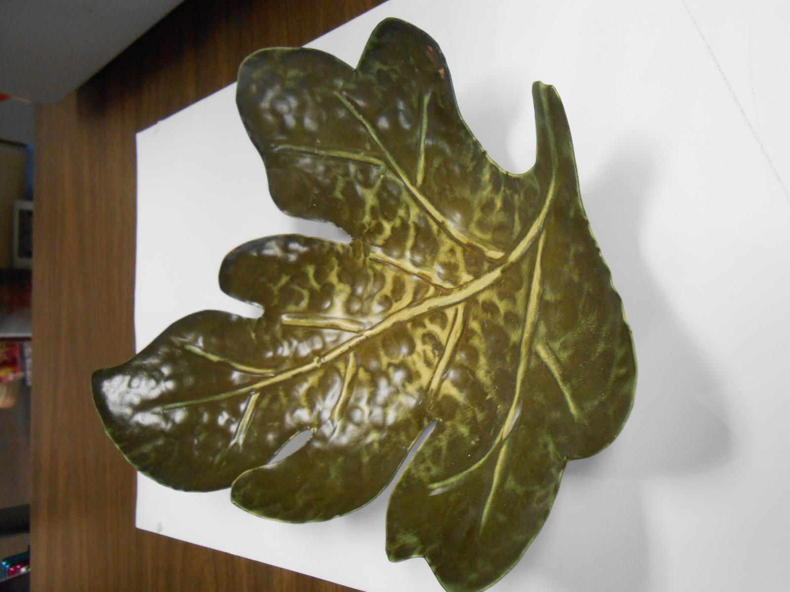 Two Decorative Metal Leaf Shaped Plates Rust/Green Footed | eBay