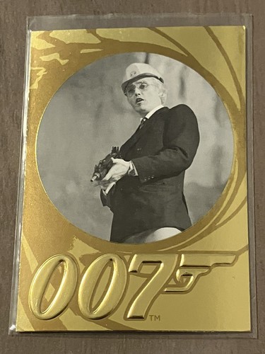 Max Zorin / Christopher Walken - James Bond 007 Trading Card. A View To ...