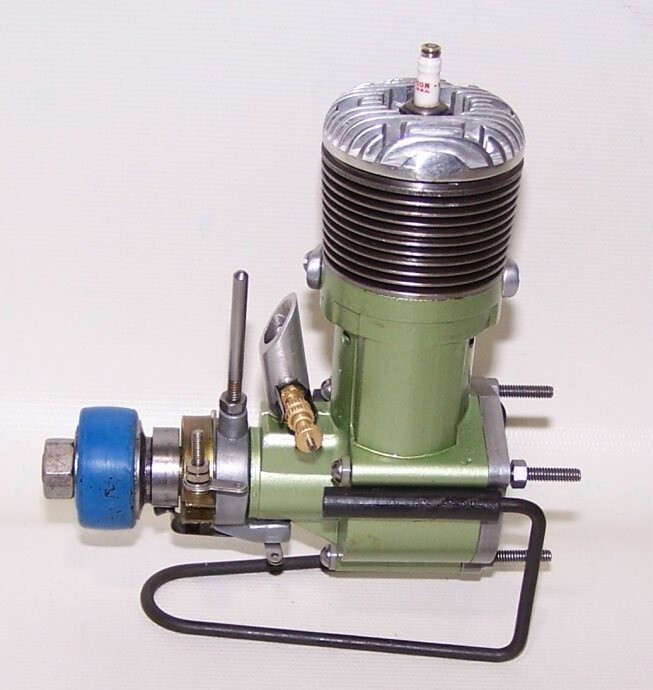 NIB (Made in U.K.) 1983 Dunham Orwick .73 Spark Ign. Model Airplane ...