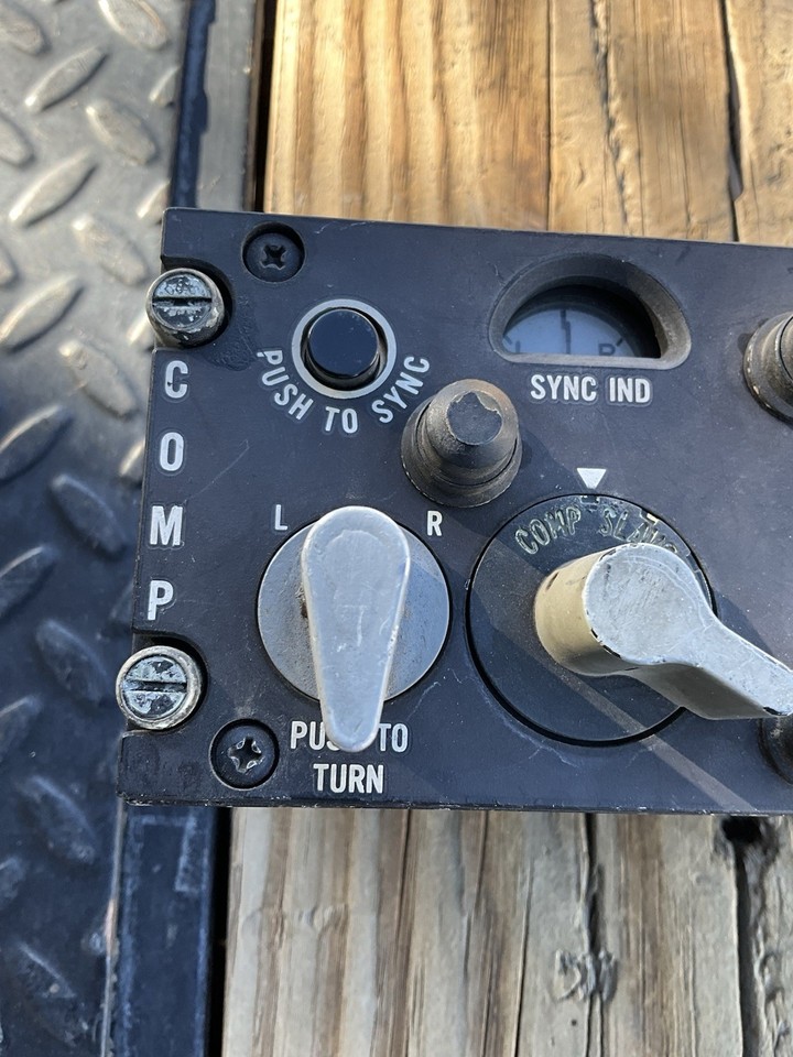 VINTAGE AIRCRAFT COMPASS LATITUDE CONTROL BOX INSTRUMENT MAN CAVE ...