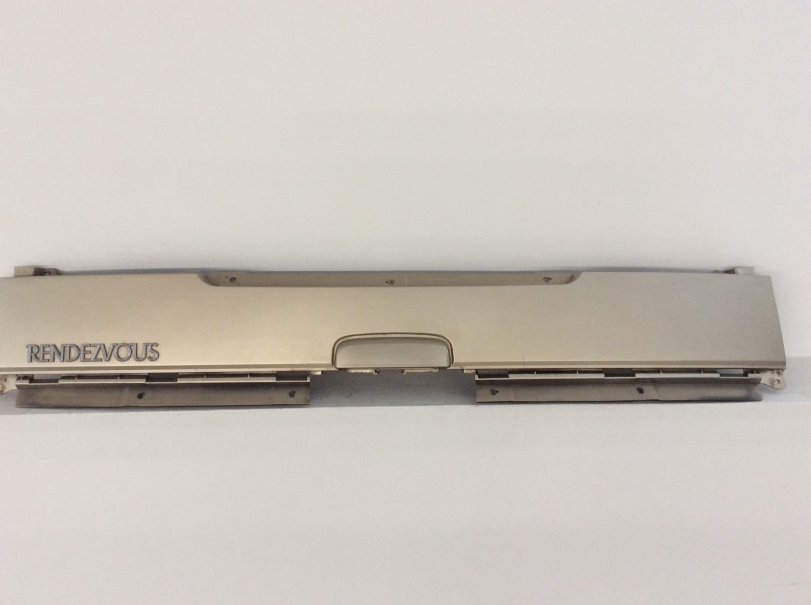 2005-07 BUICK RENDEZVOUS TRUNK HATCH LIFT GATE UPPER PANEL & HANDLE ...