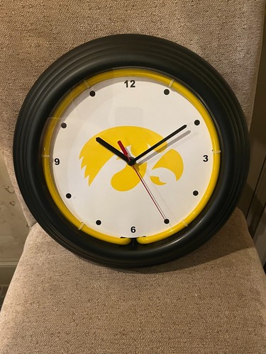 Iowa Hawkeyes Mancave Neon Clock (14") NEW IN BOX | eBay